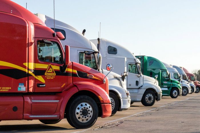 What's The Difference Between a Freight Forwarder and a Freight Broker ...